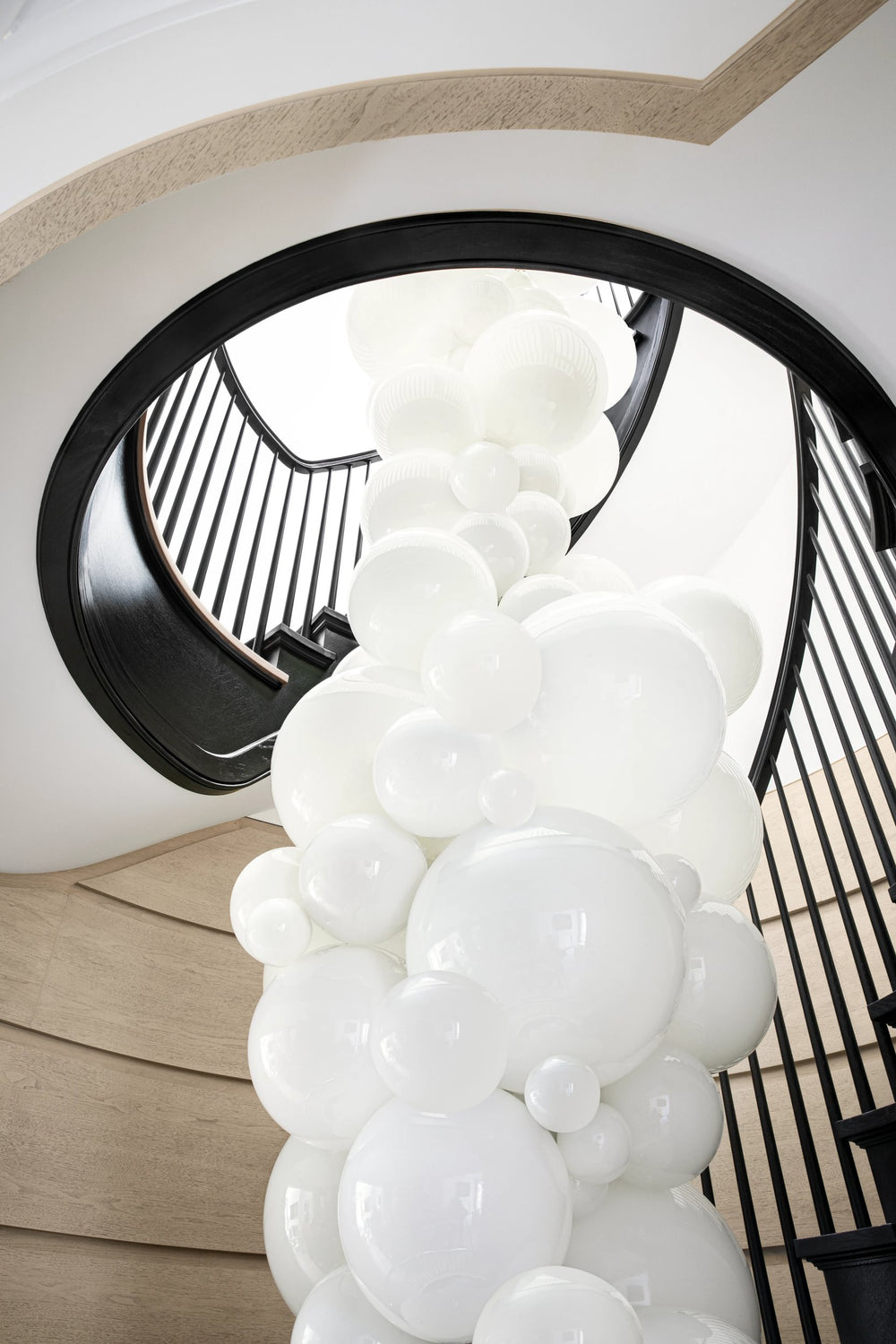 Kuulas 110 | Sculptural Glass Chandelier | Statement Lighting - Cameron ...