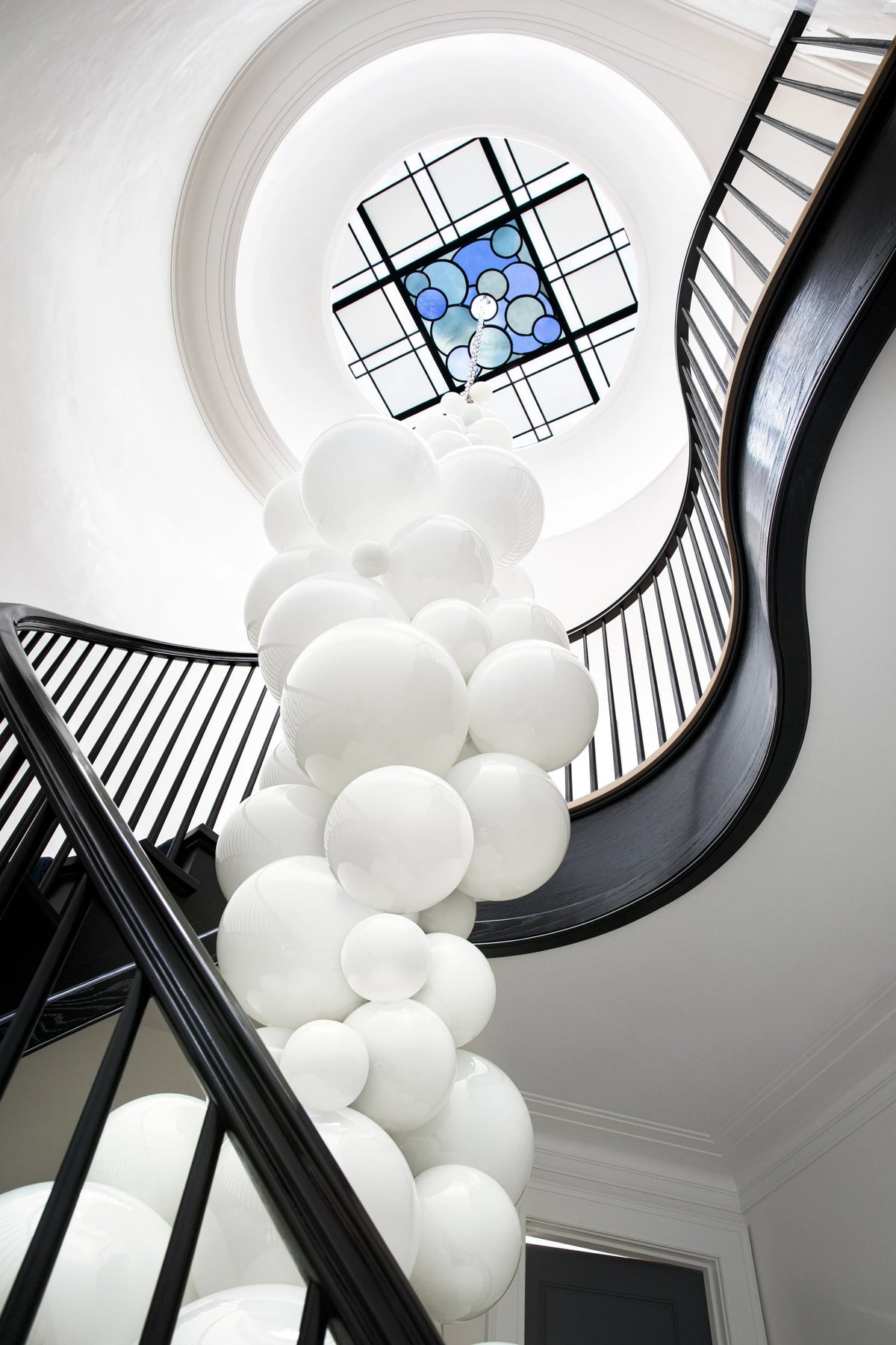 Kuulas 110 | Sculptural Glass Chandelier | Statement Lighting - Cameron ...